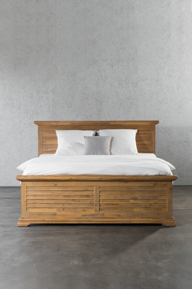 ‫קאנטרי שיק - מיטה זוגית מקולקציית "נורמנדי" מעץ מלא של מותג היוקרה ...