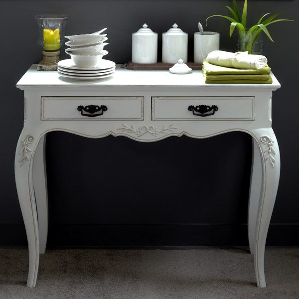 ‫קאנטרי שיק - קונסולה מעץ מלא מקולקציית “רומנס” של מותג היוקרה הצרפתי ...