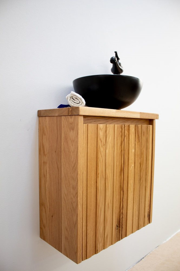 ‫חרסינה - ארון אמבטיה תלוי צוקר רוחב 47 ס"מ בעומק 24 ס"מ עשוי מעץ מלא ...