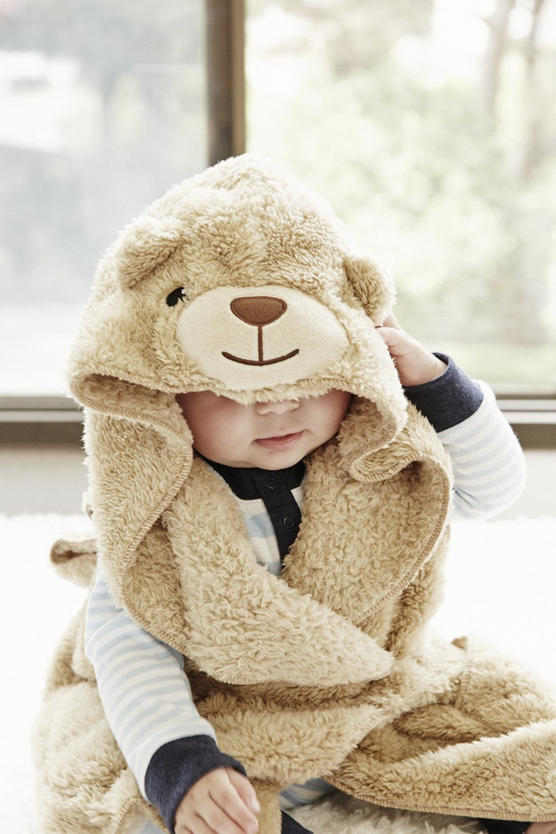 ‫Cloud b - Snuzzle - כירבולית ווסט עם קפוצון בדמות דב חביב - SMALL ...